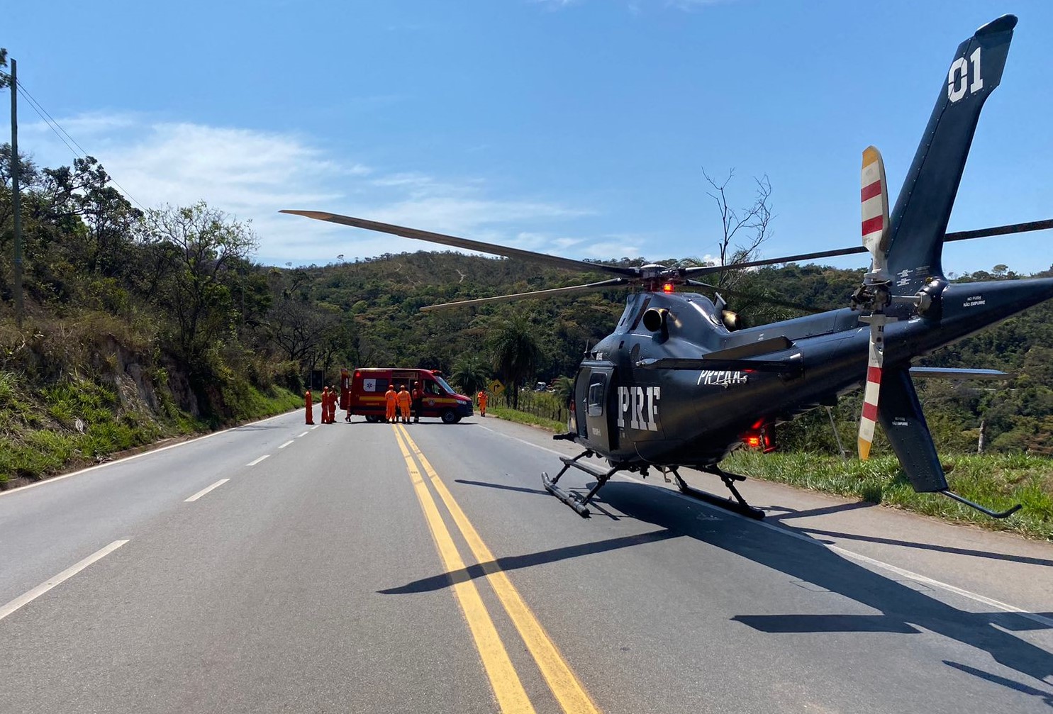 PRF e SAMU realizam o primeiro resgate aeromédico em Minas Gerais ...